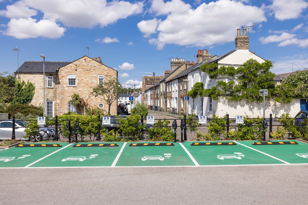 Guide to EV Charging in the East of England | Connected Kerb